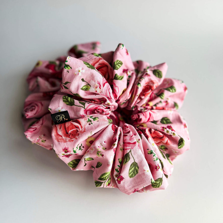 B. LUVV & CO. – B. LUVV & CO.